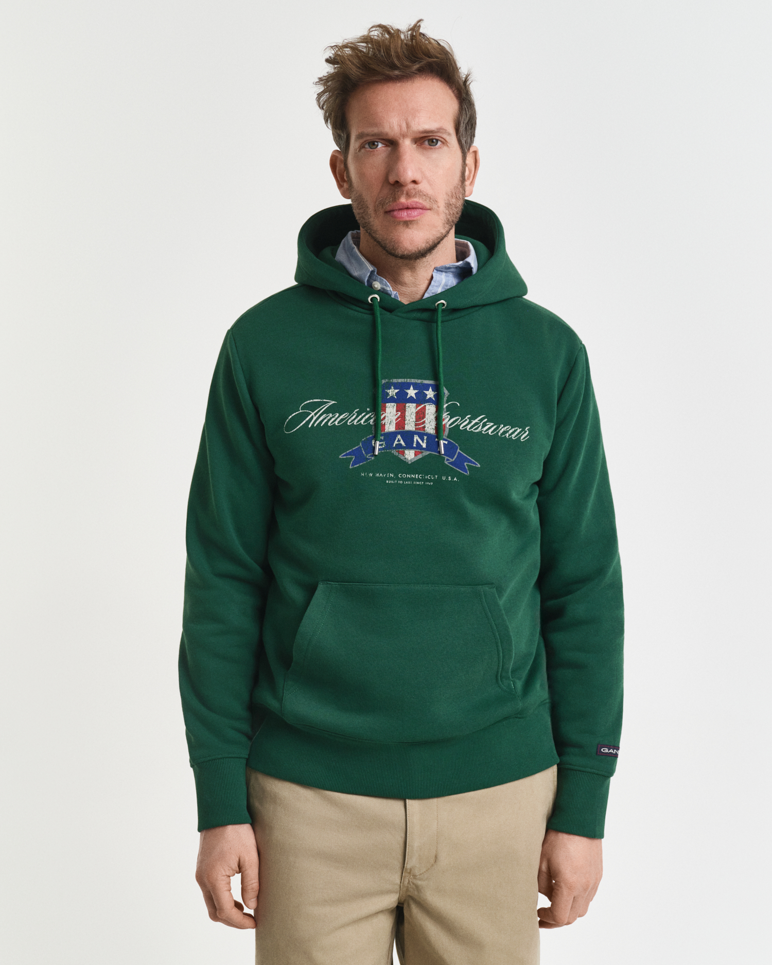 Hoodie med emblem - GANT